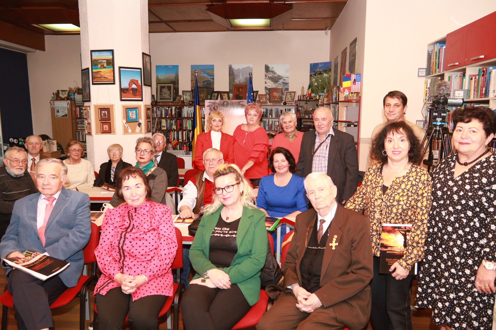 Un moment cultural excepțional : lansarea volumului de versuri „Blândul ...